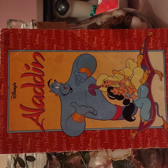 Disney | Other | Disney Aladdin Graphic Novel With Blue And Yellow ...